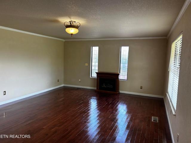 829 Oak Grove Rd