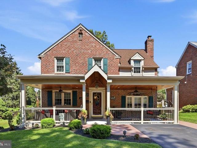 829 Terwood Rd, Drexel Hill, PA 19026