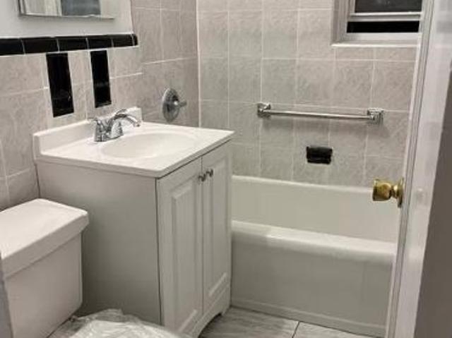 82 40 Austin St 6B, Kew Gardens, NY