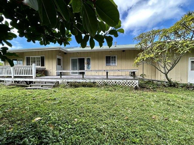 82 5960 Wakida Dr, Captain Cook, HI 96704