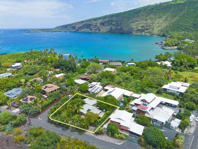 82 6274 Kahauloa St, Captain Cook, HI 96704