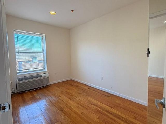 82 65 th Street, Unit 604 | Compass