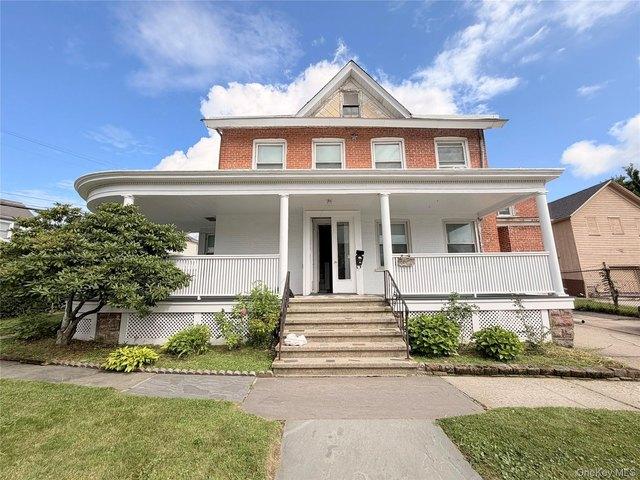 82 84 Montgomery St, Middletown, NY 10940