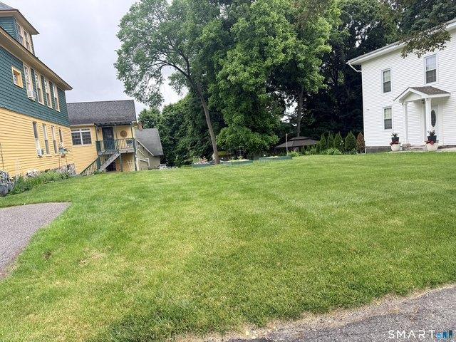 82 84 Rockwell St, Winchester, CT 06098