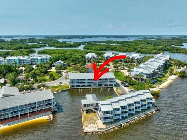 82 2nd St Unit D5, Cedar Key, FL 32625