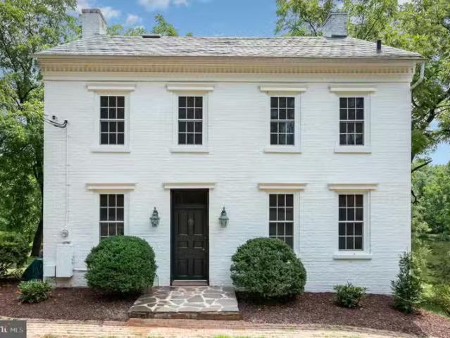 82 WALNUT LN, THOMASVILLE, PA 17364 Single Family Residence Fo.