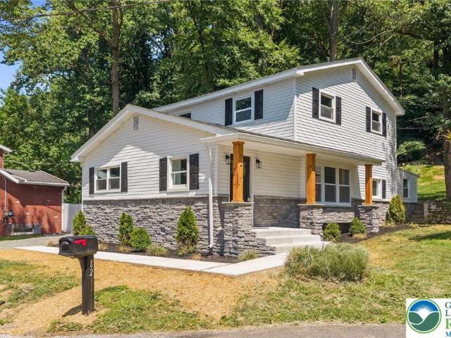 82 white oak Lane
