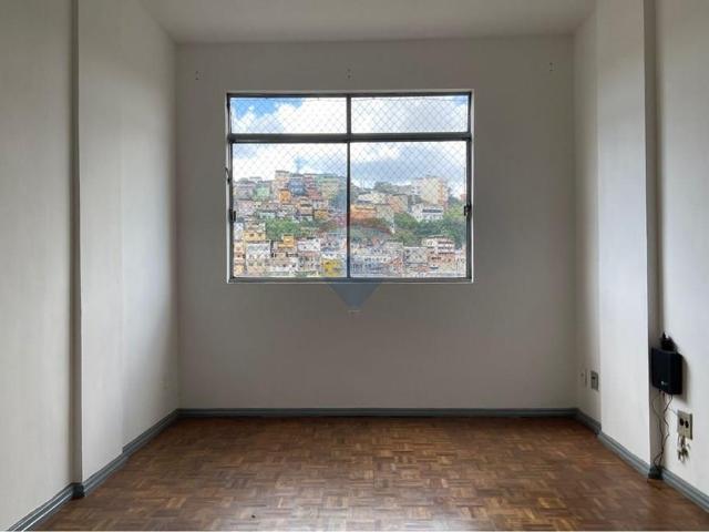 82 Área Útil Apartamento Alugar, 2 Dormitórios localizado em Centro, Juiz de Fora, Minas Gerais, 36035000 | Brasil