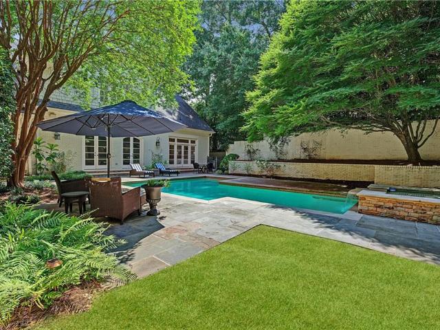 82 Blackland Rd NW, Atlanta, GA 30342 | MLS #7799