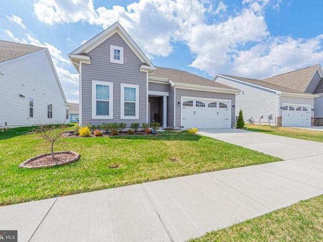 82 Champions Dr, Bridgeville, DE 19933