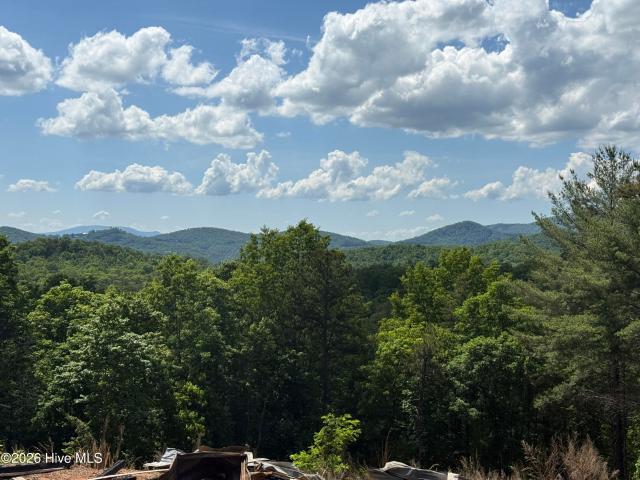 82 Cottage Ridge