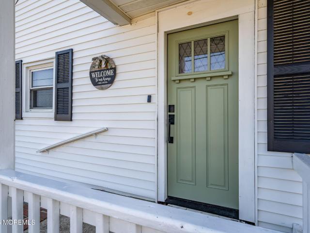 82 Clearwater Drive