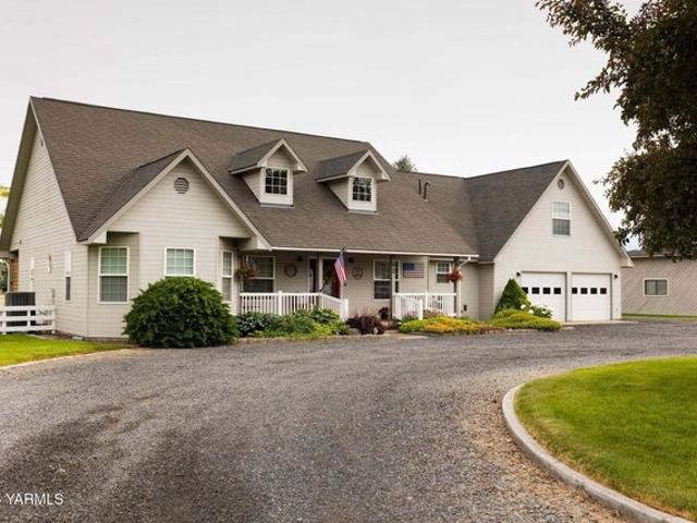 82 E Gleed Rd, Naches, WA 98937