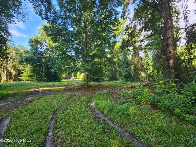 82 E Waterway Drive