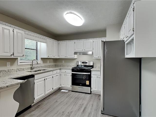 82 Fox Ridge Court
