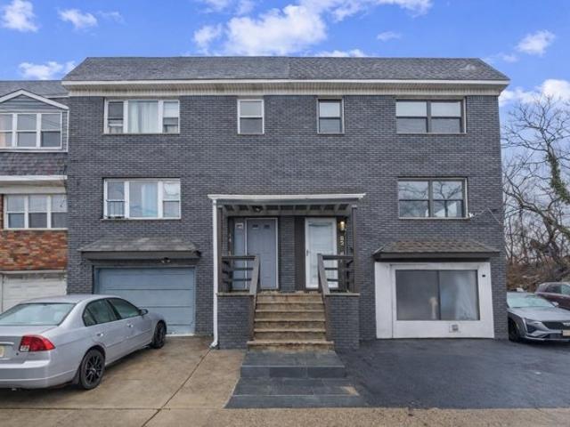 82 Garfield Ave, Jersey City, NJ 07305