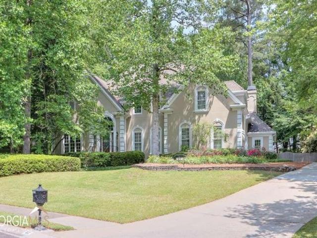 82 Gatewood Dr, Marietta, GA 30068