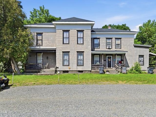82 Grand St, Gloversville, NY 12078