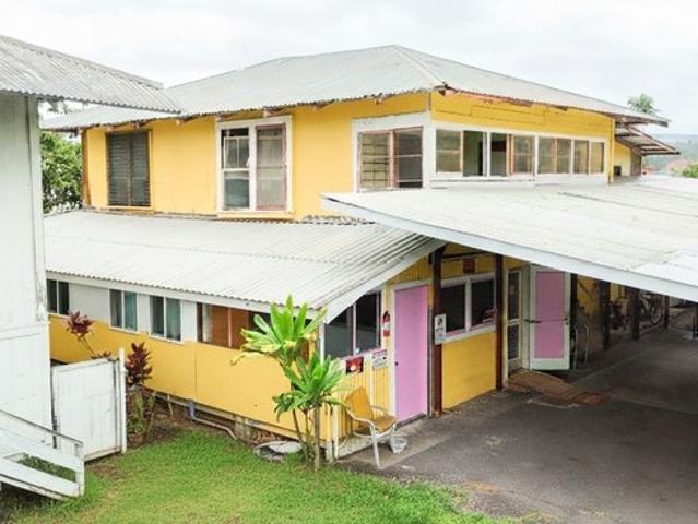 82 Hoku St Apt D, Hilo, HI 96720