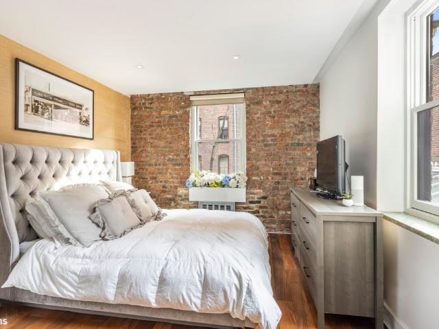 82 IRVING Place 4C