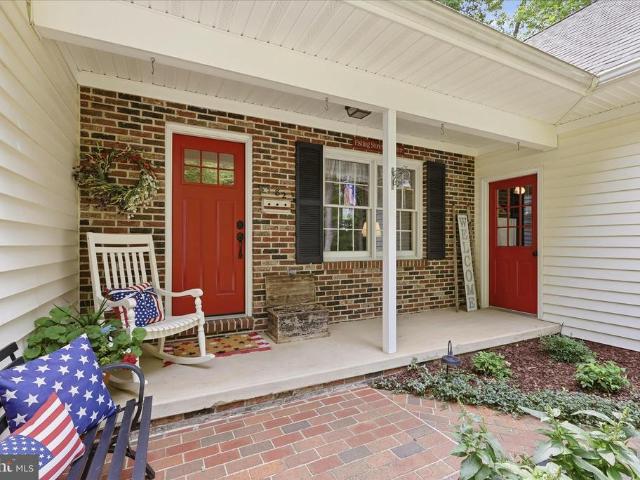 82 Kings Hill Road