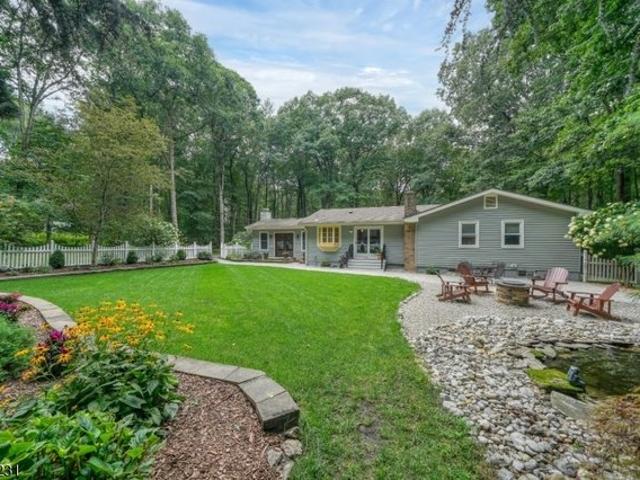 82 Kings Hwy, Washington Township, NJ 07853