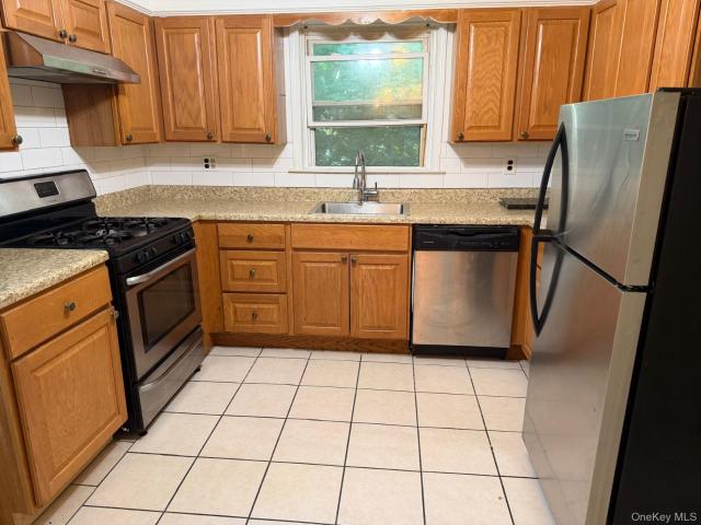 82 Laurel Place 2