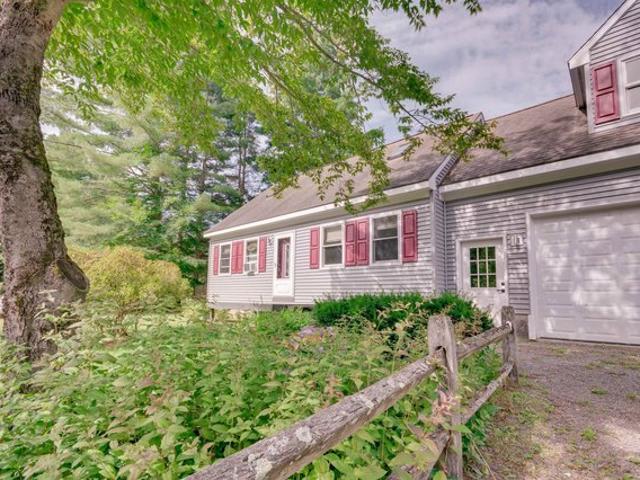 82 Learned Dr, Westford, VT 05494