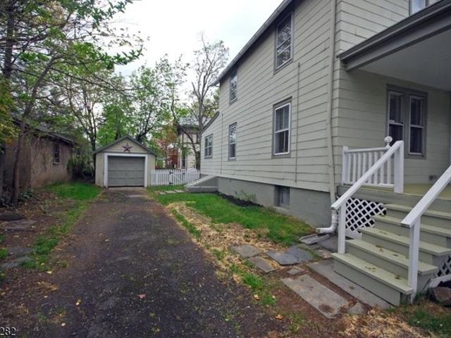 82 Linden Ave, North Plainfield, NJ 07060