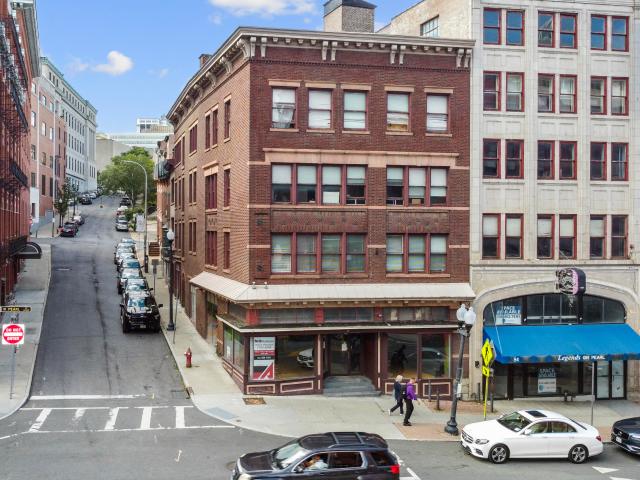 82 N Pearl Street