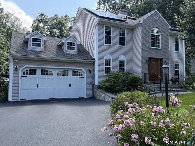 82 Nicole Dr, Naugatuck, CT 06770
