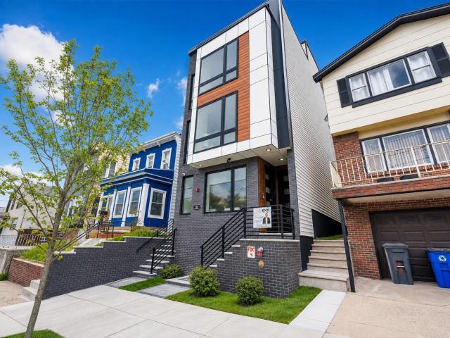82 Pamrapo Ave # A1
