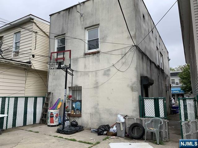 82 Passaic Street