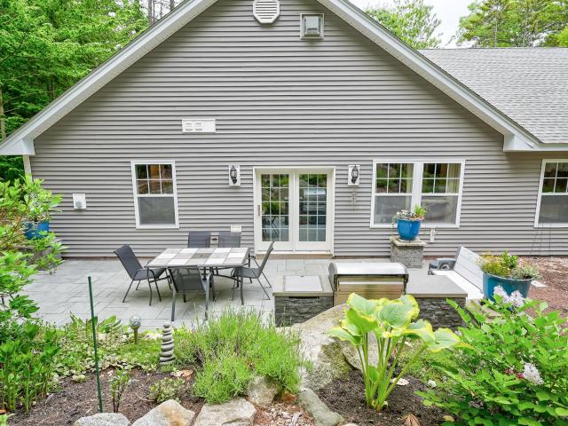 82 Poliquin Drive