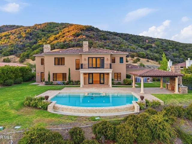 82 Queens Garden Dr, Westlake Village, CA 91361