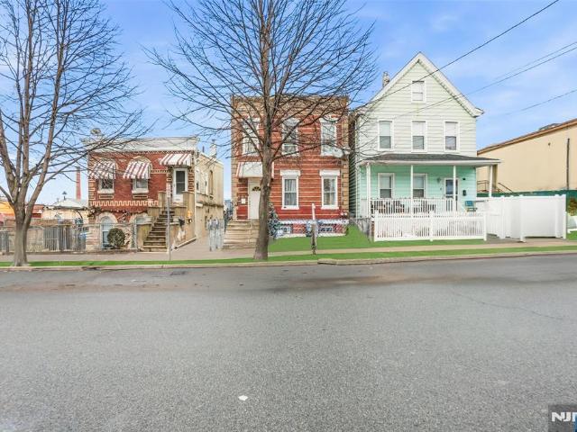 82 Randolph Avenue