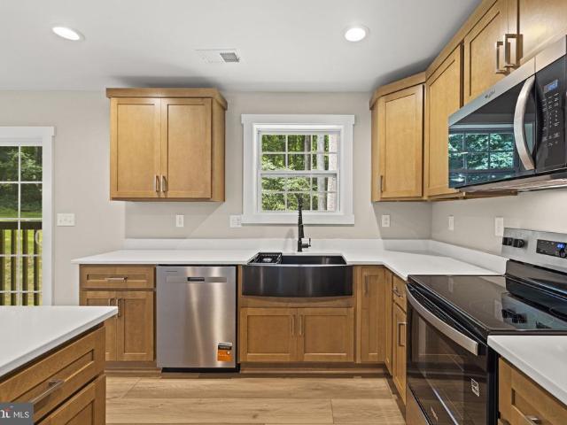 82 Shenandoah River Drive