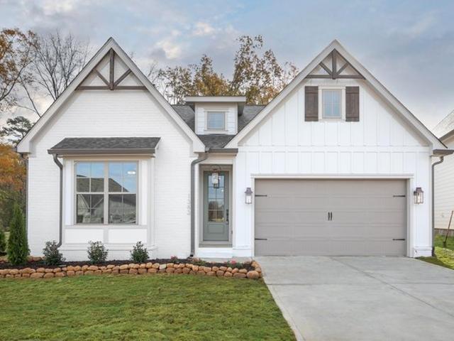 82 Snow Line Ln, Ooltewah, TN 37363