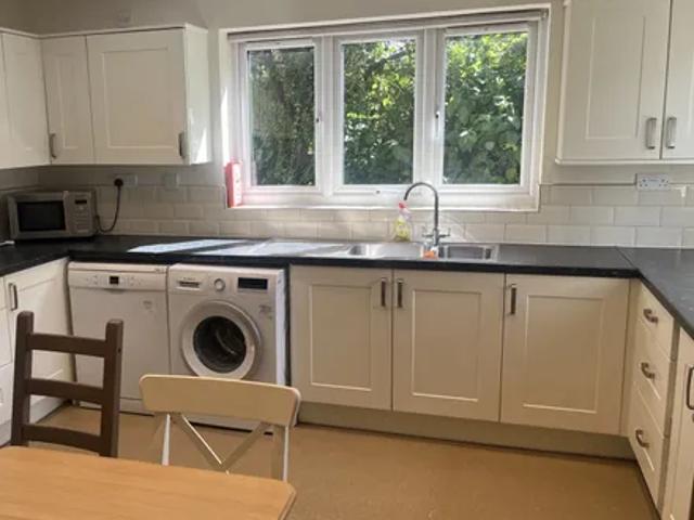 82A Raddlebarn Road, Stirchley, B29 6HQ, United Kingdom | 5 bed house for rent #159326992 | Rentberry