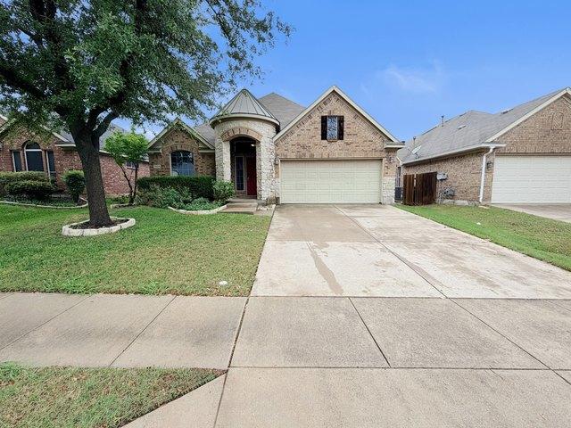 8304 Orchard Creek Rd, Fort Worth, TX 76123