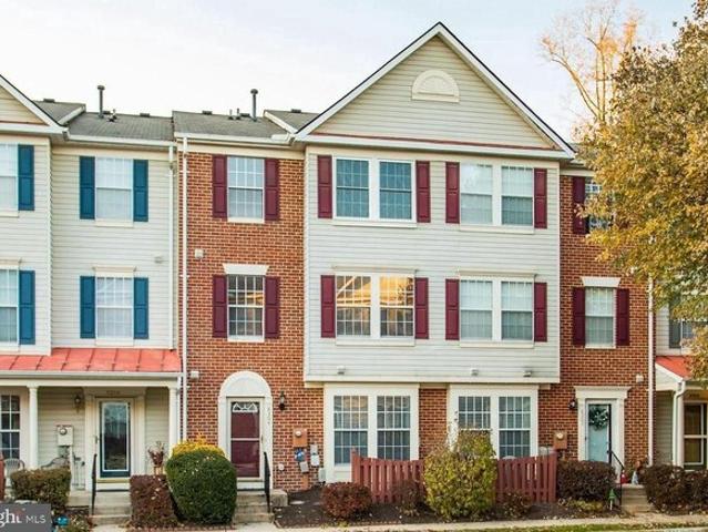 8304 Duck Hawk Way Unit 3, Lorton, VA 22079