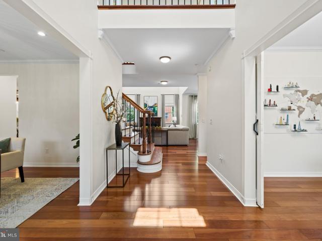 8304 Lark Brown Rd, Columbia, MD 21045 | MLS #MDHW2067