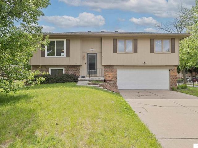 8304 S 49th Ave, Omaha, NE 68157