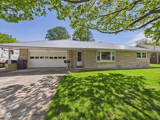 8304 S Sorgham St, Daleville, IN 47334