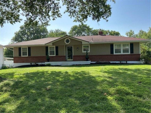 8304 Willow Way, Raytown, MO 64138
