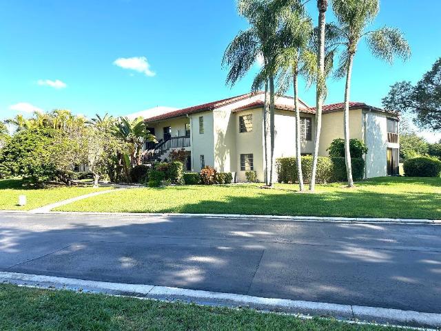 8305 Casa Del Lago, Unit E, Boca Raton, FL 33433 | MLS #R11143