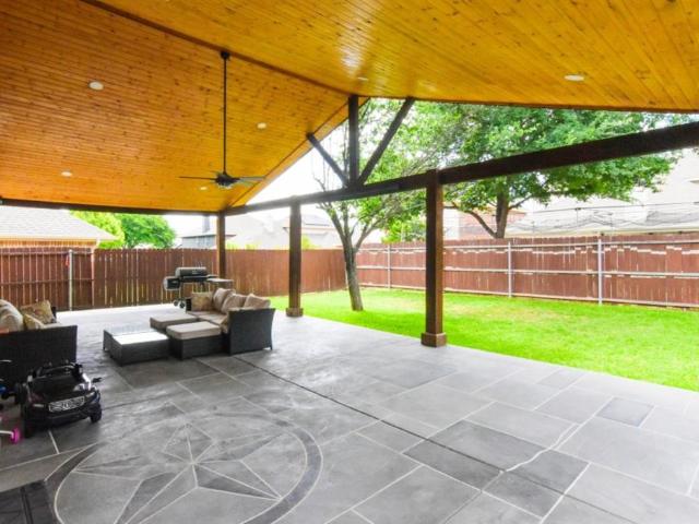 8305 Loma Alta Trail