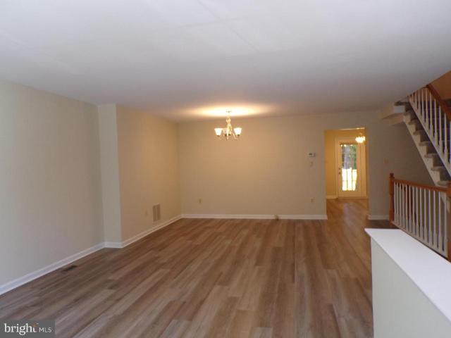 8305 Ridge Crossing Lane