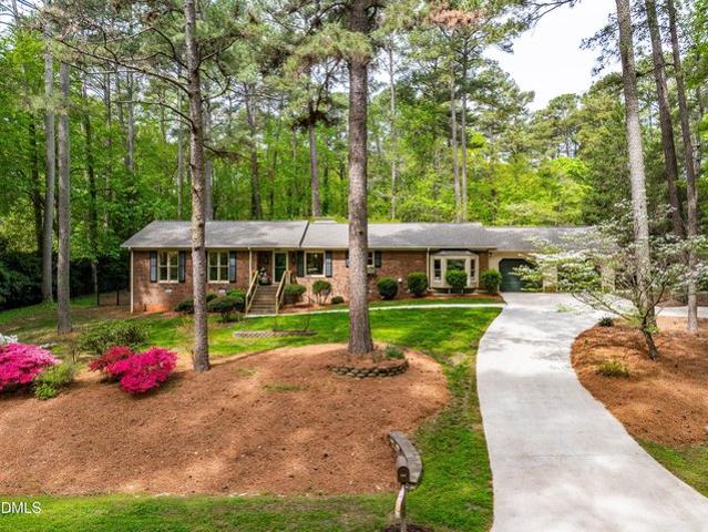 8305 Wheatstone Ln, Raleigh, NC 27613