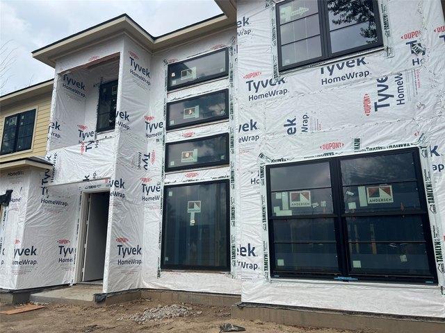 8306 Western Dr, Houston, TX 77055
